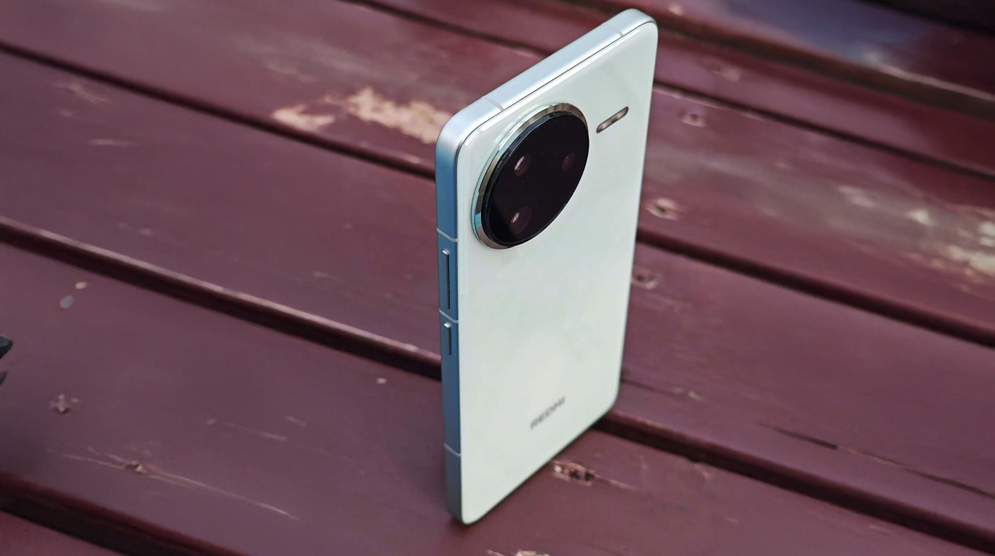 New REDMI K includes a built-in fan you won't even notice - XiaomiTime